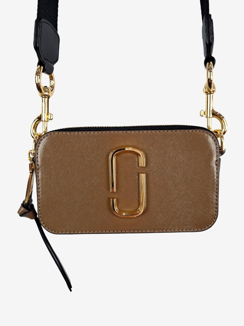 Second-Hand Marc Jacobs Ginger Snapshot Small Crossbody Bag – SwapUp