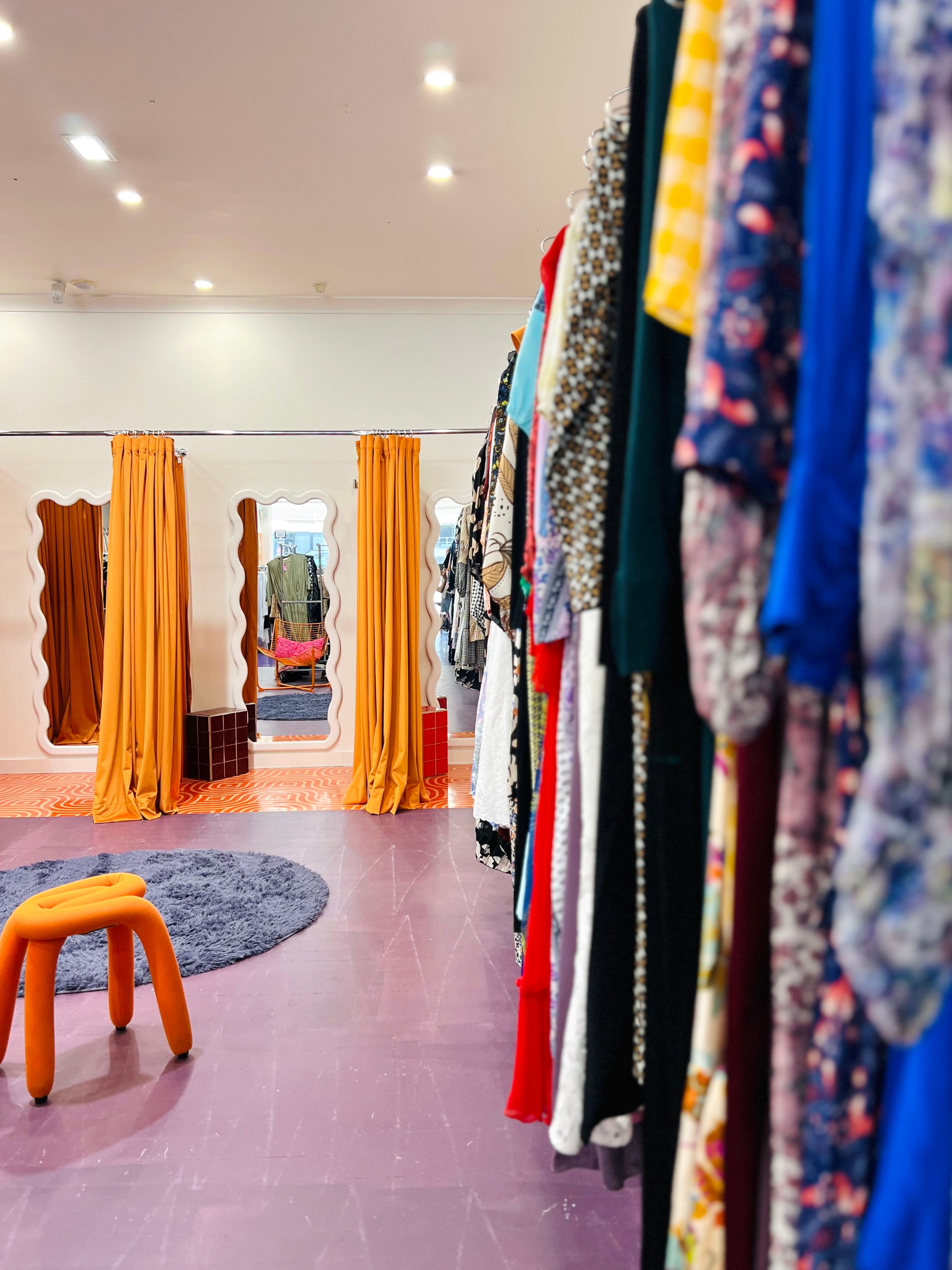 The Ultimate Guide to Using the Clothing Color Wheel: How to Match Clo – SwapUp